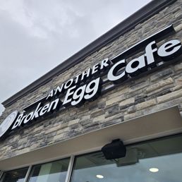 ANOTHER BROKEN EGG CAFE - Updated October 2025 - 197 Photos & 68 ...