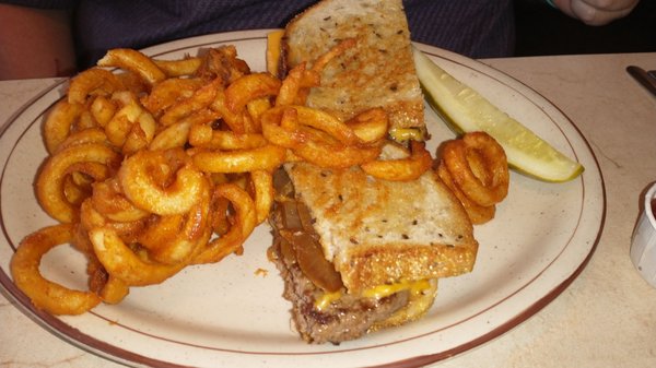 ALEXI’S FAMILY RESTAURANT - Updated April 2024 - 60 Photos & 169 ...