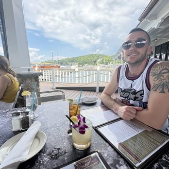 THE WINDLASS - Updated January 2026 - 557 Photos & 432 Reviews - 45 ...