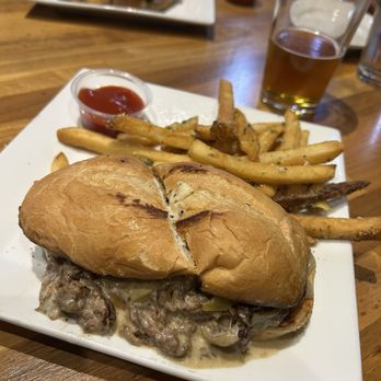 MOERLEIN LAGER HOUSE - Updated May 2025 - 1357 Photos & 1212 Reviews ...