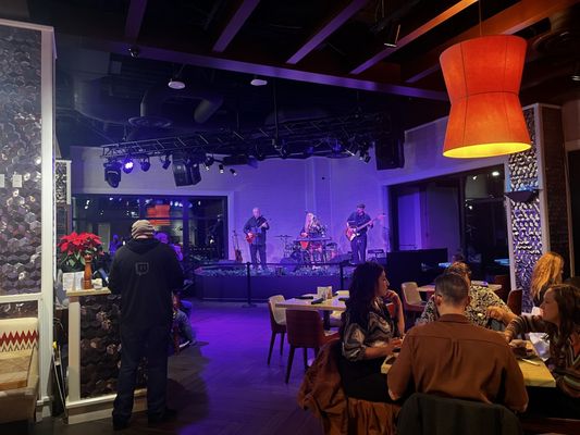 LOUIE OLIVER’S RESTAURANT & BAR AT HARRAH’S NORTHERN CALIFORNIA ...