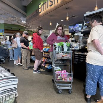 EMISH MARKET - Updated December 2025 - 306 Photos & 168 Reviews - 2040 ...