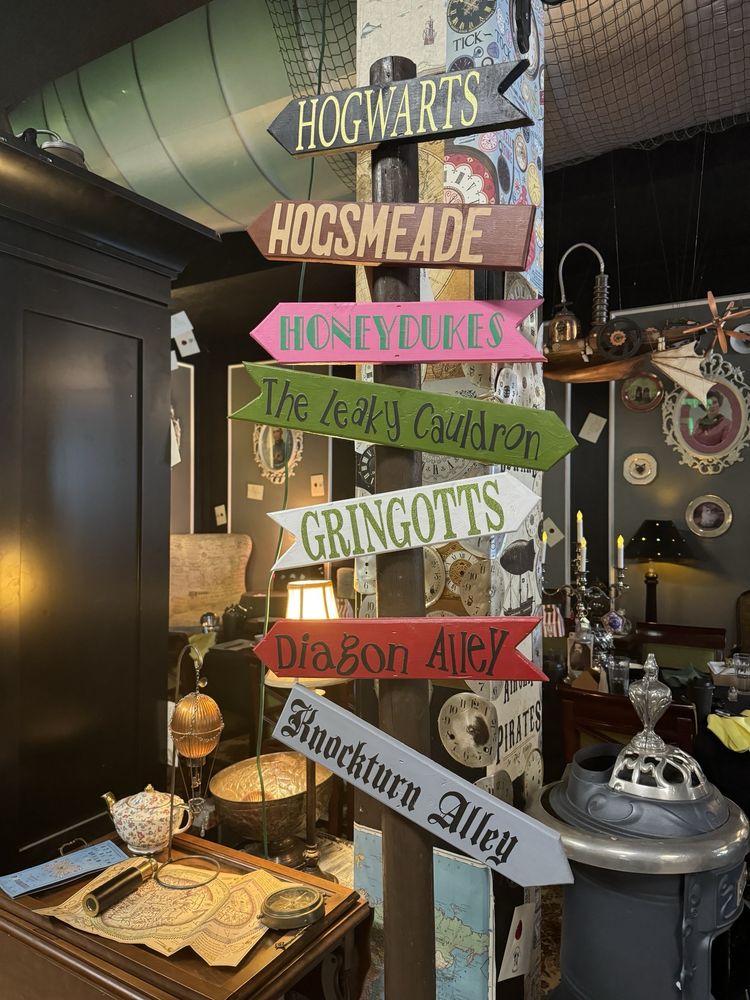 CLOCKWORK ROSE TEA EMPORIUM & CONFECTIONARY - Updated October 2025 ...