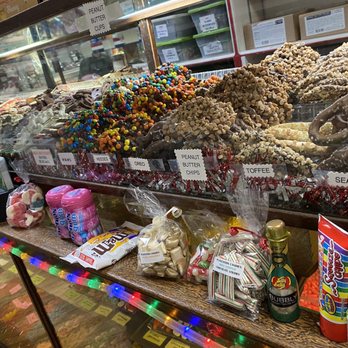PORT CLINTON PEANUT SHOP - Updated December 2025 - 243 Photos & 32 ...