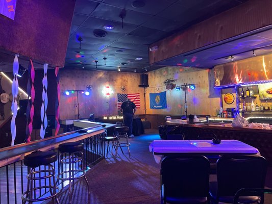 SUNDOWN SALOON BAR - Updated July 2025 - 820 South Macarthur Blvd ...