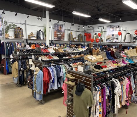 UPTOWN CHEAPSKATE EDMOND - 10 Photos - 504 S Bryant, Edmond, Oklahoma ...