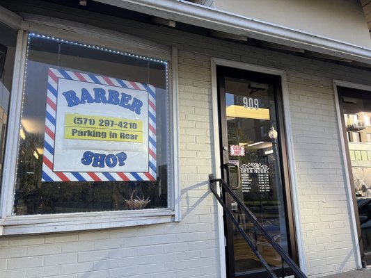 JESS HAIRCUTS - 12 Photos & 36 Reviews - 909 West Broad St, Falls ...