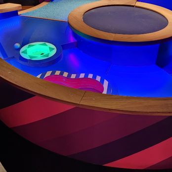 PUTTSHACK - OAKBROOK - Updated March 2025 - 467 Photos & 279 Reviews ...