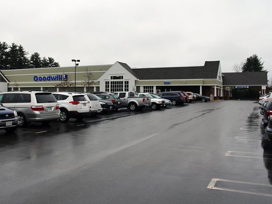 GOODWILL STORE & BUY THE POUND OUTLET - 28 Reviews - 9 Wason Rd, Hudson ...
