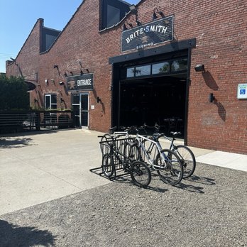 BRITESMITH BREWING - BUFFALO - Updated December 2025 - 25 Photos & 18 ...