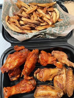 WINGSTOP - Updated July 2025 - 13 Photos - 1812 Broadway Ave, Seattle ...