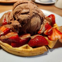 DEMETRES - Updated October 2025 - 324 Photos & 103 Reviews - 3250 ...