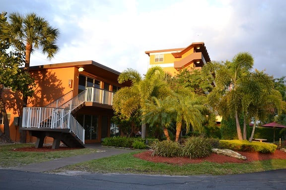 FHE HEALTH - Updated October 2025 - 24 Photos & 60 Reviews - 505 S ...