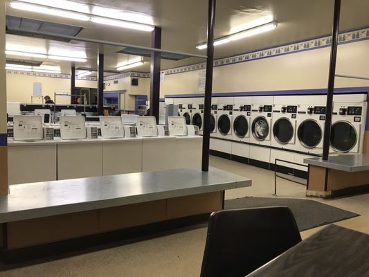 JIFFY CLEAN LAUNDRY - Updated August 2025 - 30 Photos & 22 Reviews ...