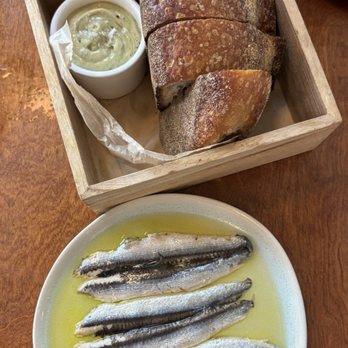 LITTLE WATER - Updated December 2025 - 146 Photos & 51 Reviews - 261 S ...