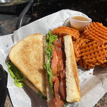 EMMA KEYS - Updated May 2025 - 350 Photos & 376 Reviews - 2206 Walker ...