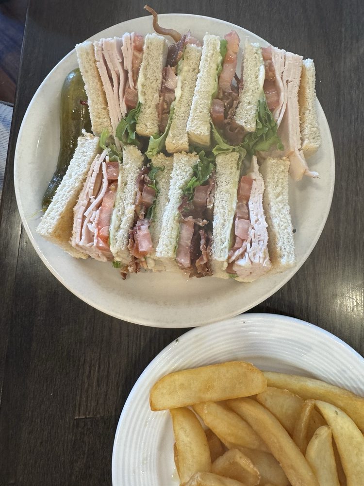 CHICAGO DELI - Updated May 2025 - 105 Photos & 156 Reviews - 34390 ...