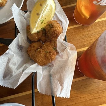 RIVER ROOM - Updated May 2025 - 190 Photos & 204 Reviews - 801 Front St ...