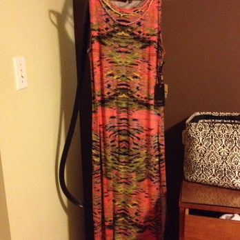 DOTS STORES - Updated January 2026 - 16 Photos & 17 Reviews - 11825 105 ...