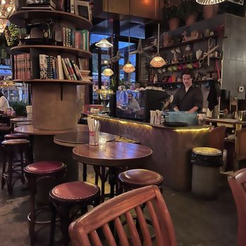 DARLING - Updated January 2026 - 251 Photos & 136 Reviews - 4328 ...