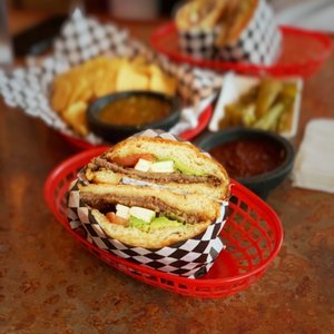 FIVE RESTAURANT BISTRO - 238 Photos & 402 Reviews - Seafood - 650 ...