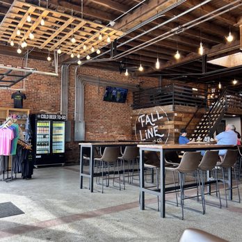 FALL LINE BREWING - Updated June 2025 - 180 Photos & 45 Reviews - 567 ...