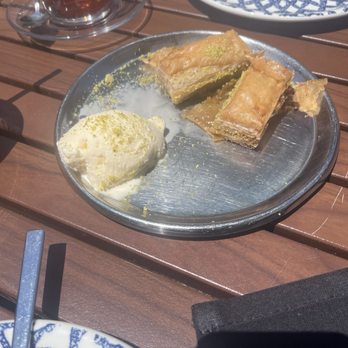 AGORA MIDTOWN - Updated December 2024 - 278 Photos & 395 Reviews - 92 ...