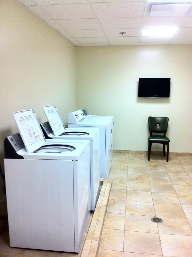 HOLIDAY INN EXPRESS FORT JACKSON INN - Updated April 2025 - 34 Photos ...