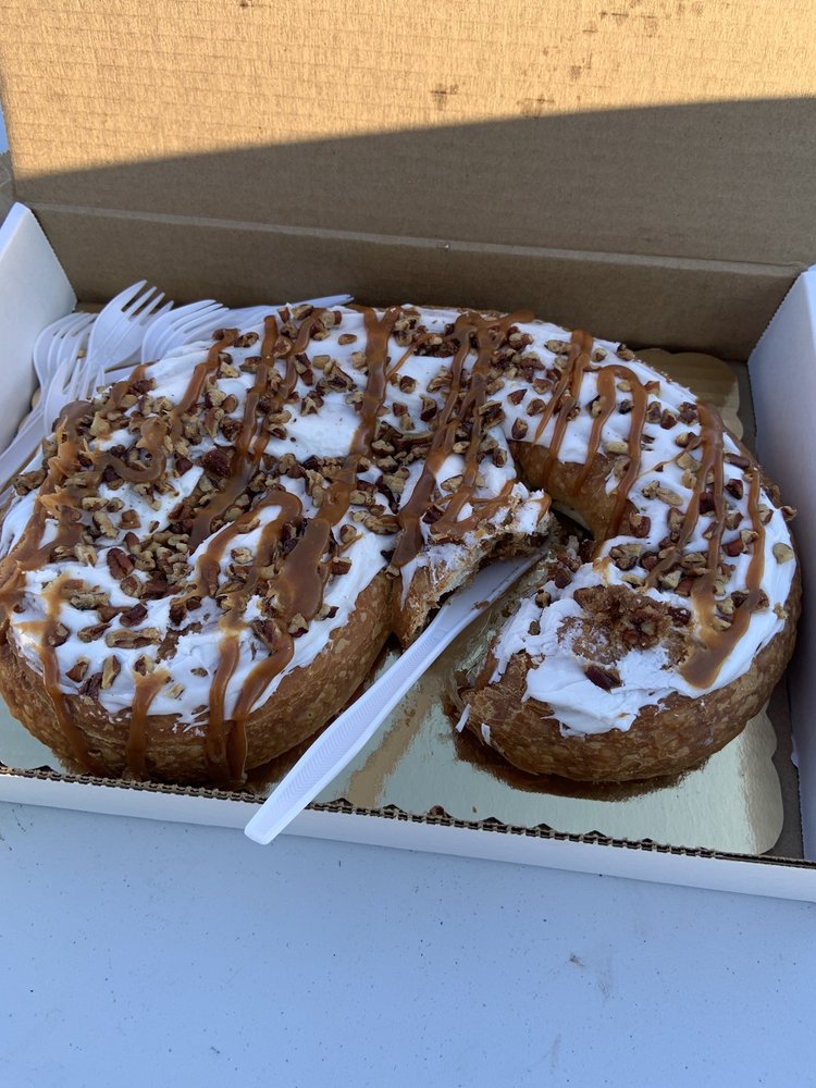 UNCLE MIKE’S BAKE SHOPPE - 63 Photos & 34 Reviews - Bakeries - 2999 E ...