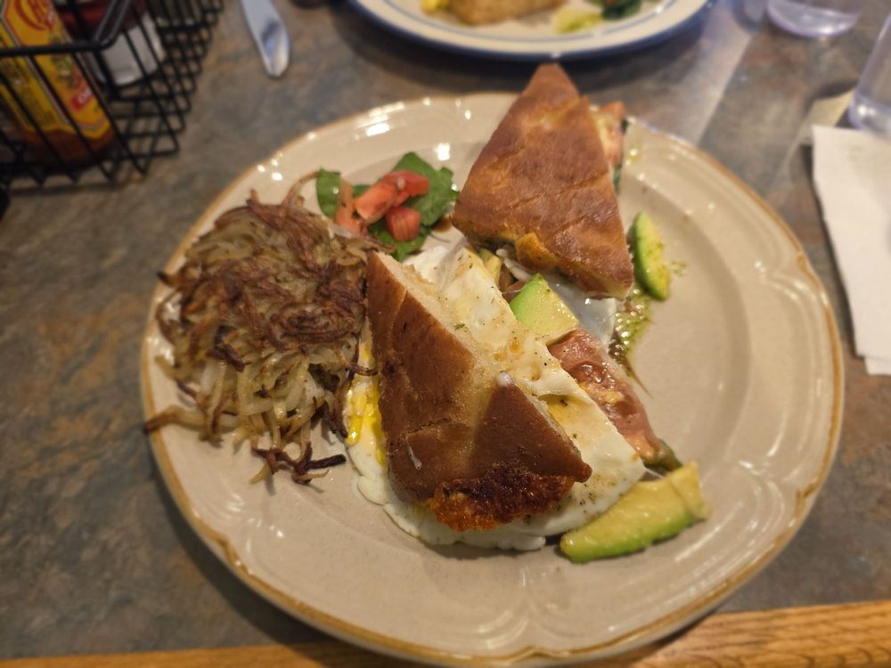 THE PINWHEEL - Updated December 2025 - 12 Photos & 18 Reviews - 4 ...