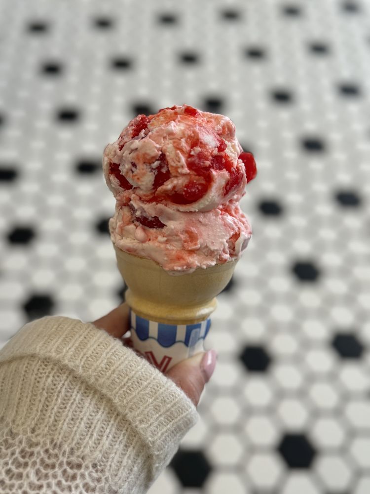 RAY’S ICE CREAM - Updated January 2026 - 333 Photos & 272 Verified ...