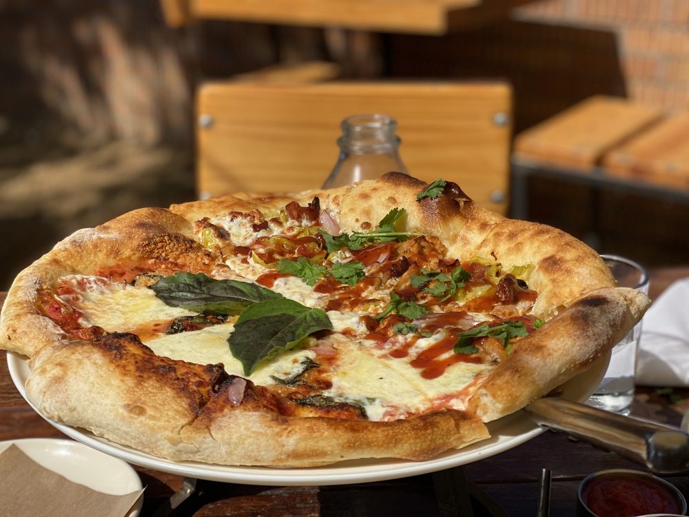 PIE TAP PIZZA WORKSHOP + BAR - Updated August 2024 - 583 Photos & 589 ...