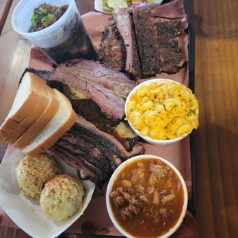 ERIC’S FAMILY BARBECUE - Updated February 2025 - 658 Photos & 877 ...