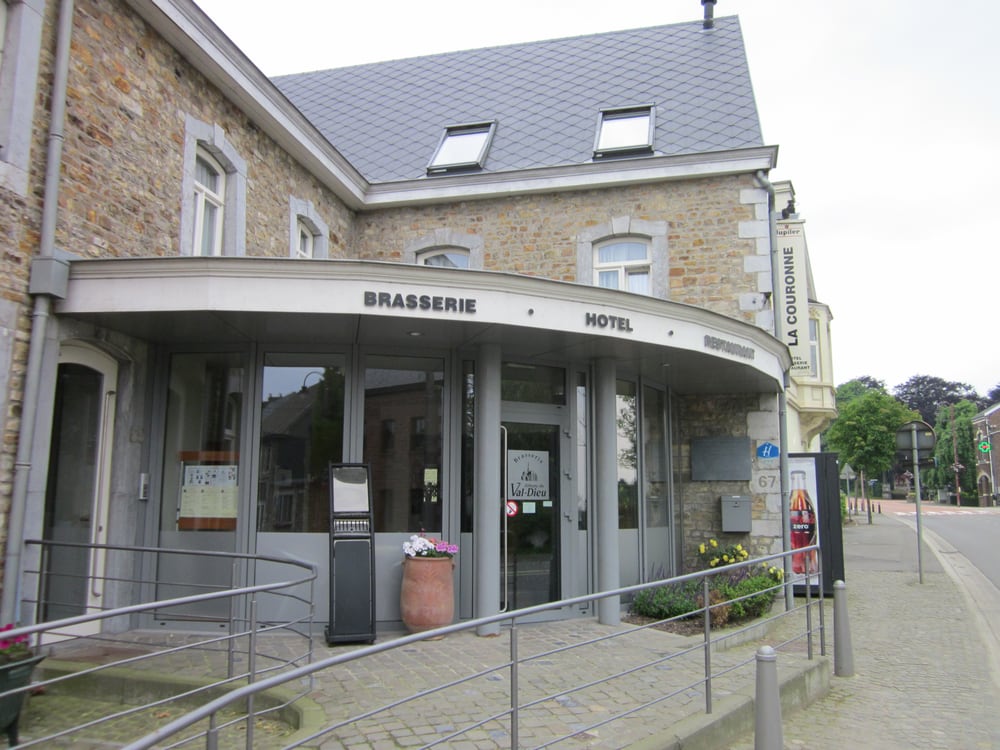 LA COURONNE - Village 67, Welkenraedt, Liège, Belgium - Popular ...