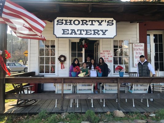 SHORTY’S EATERY - 69 Photos & 55 Reviews - 15350 Hwy 299 W, Shasta ...