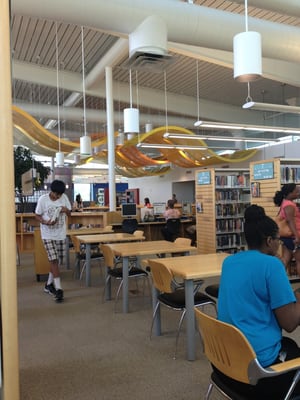 MCGOVERN STELLA LINK NEIGHBORHOOD LIBRARY - Updated October 2025 - 74 ...