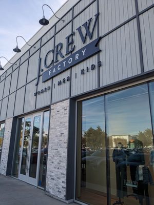 J.CREW FACTORY - Updated December 2025 - 11 Photos - 4101 McGowen St ...