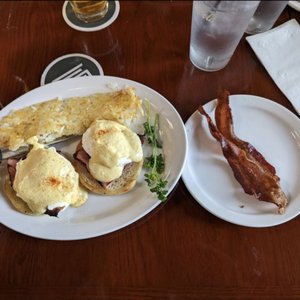 WHISTLE STOP ALE HOUSE - 341 Photos & 426 Reviews - 809 S 4th St ...