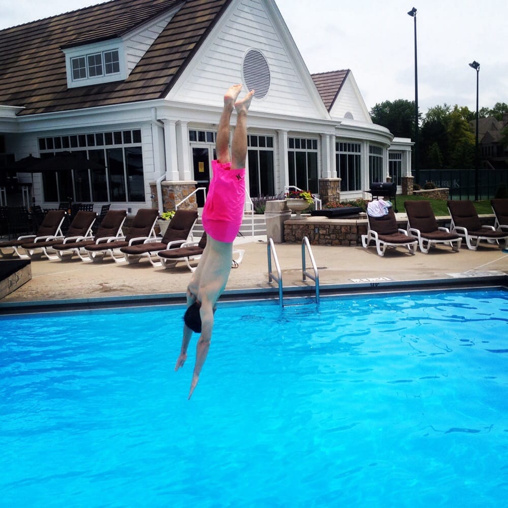 HALLBROOK COUNTRY CLUB - Updated October 2025 - 2501 W 111th, Overland ...