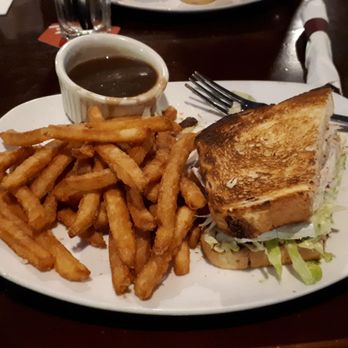 RUSTY’S NEIGHBOURHOOD PUB - Updated December 2025 - 26 Photos & 33 ...