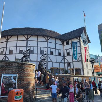SHAKESPEARE’S GLOBE THEATRE - Updated August 2024 - 500 Photos & 286 ...