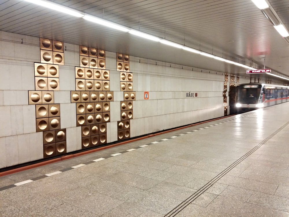 METRO HÁJE - Updated September 2024 - 12 Photos - Opatovská 871/23 ...