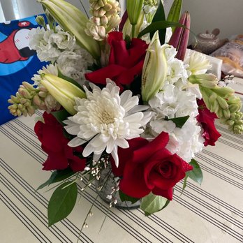 MAHALO FLOWERS - Updated July 2024 - 63 Photos & 119 Reviews - 9901 ...