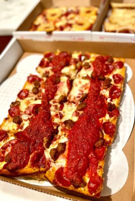 VIA 313 PIZZA - Updated July 2024 - 277 Photos & 232 Reviews - 7010 W ...