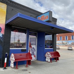 MONOWI TAVERN - 11 Photos - 9 Broad St, Lynch, Nebraska - Burgers ...