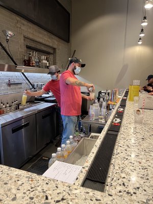 KDHX FM 88 - Updated September 2025 - 31 Reviews - 3524 Washington Blvd ...