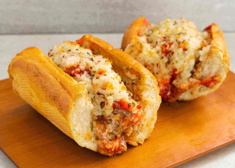 DAVE’S COSMIC SUBS - Updated October 2025 - 14696 Pearl Rd ...