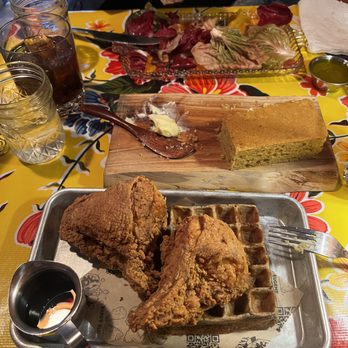 YARDY RUM BAR - Updated May 2025 - 143 Photos & 94 Reviews - 837 ...