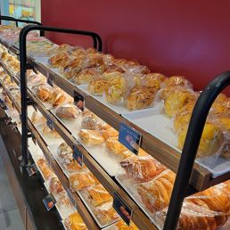 85°C BAKERY CAFE-FLUSHING - Updated March 2025 - 241 Photos & 44 ...