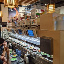 KURA REVOLVING SUSHI BAR - Updated July 2025 - 3184 Photos & 2033 ...
